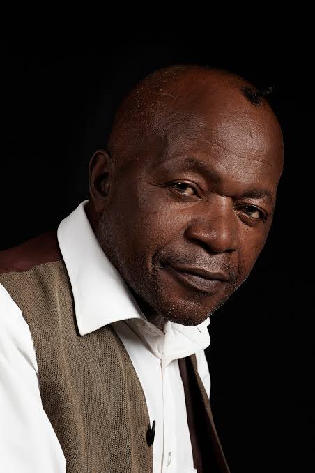 Tapfuma Gutsa - Khoj